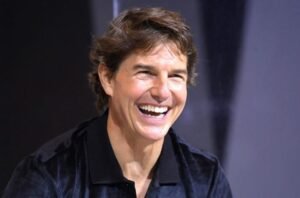 The Fascinating Story Behind Tom Cruise Tooth - lifecatalogs.com